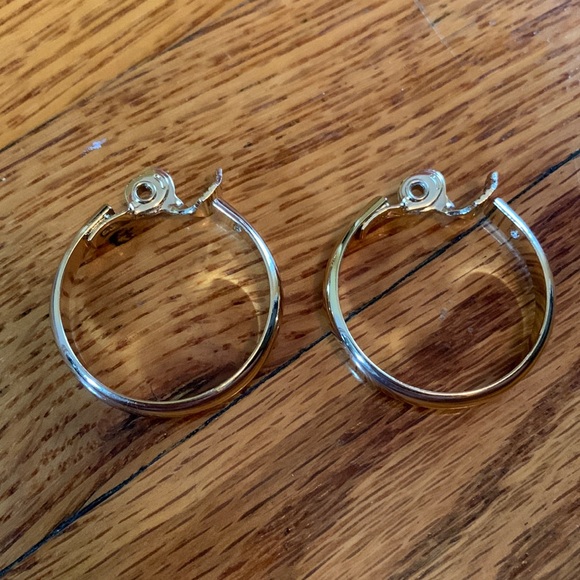 TJG | Jewelry | Vintage Tjg Gold Plated Hoops Clip On Earrings Signed ...
